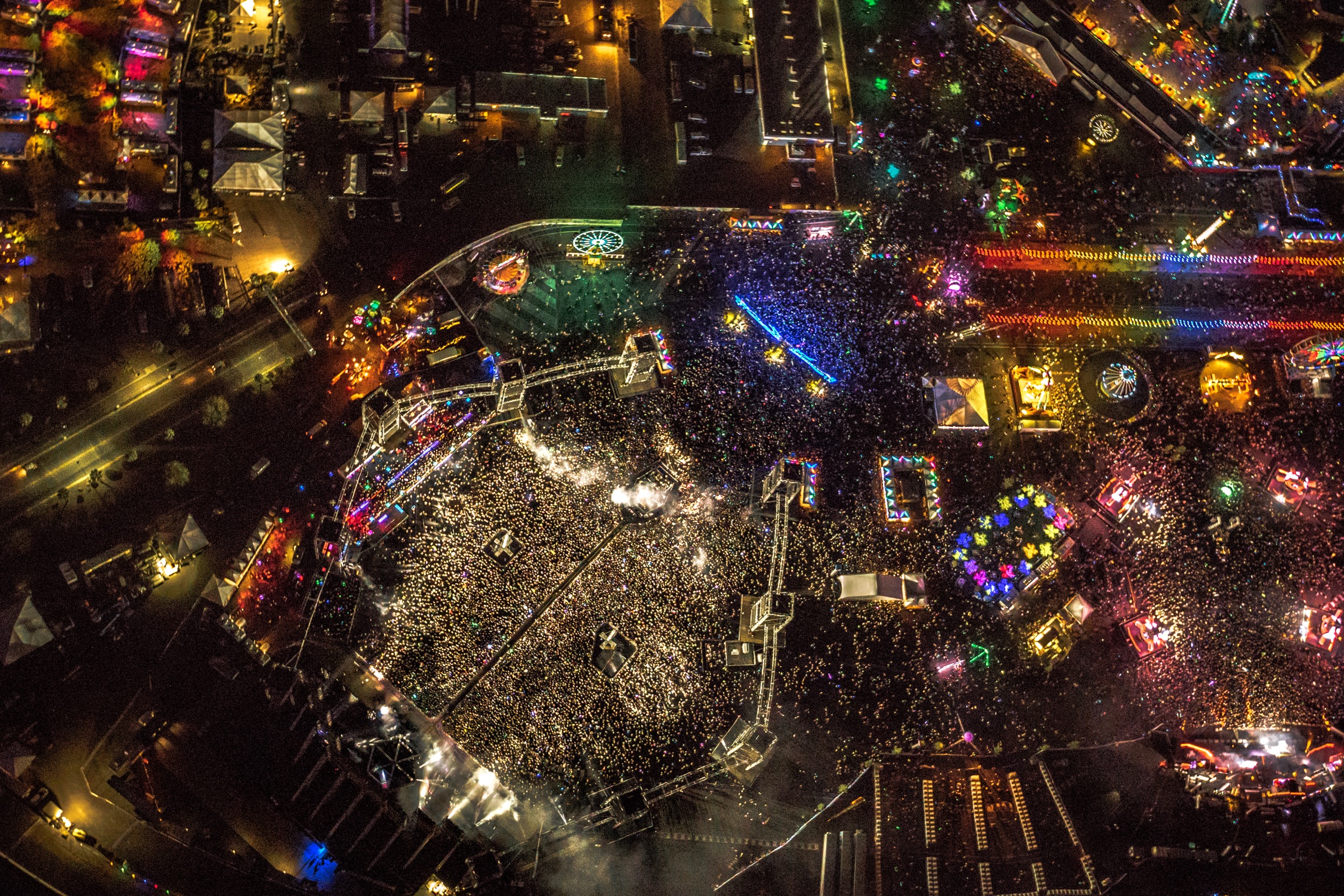 Elevate your EDC Las Vegas 2017 Experience w/ a Maverick Helicopter ...